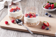 Overnight Yogurt Parfaits