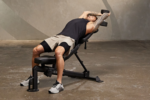 Tutorial: Dumbbell incline bench pull-over (45 degrees)